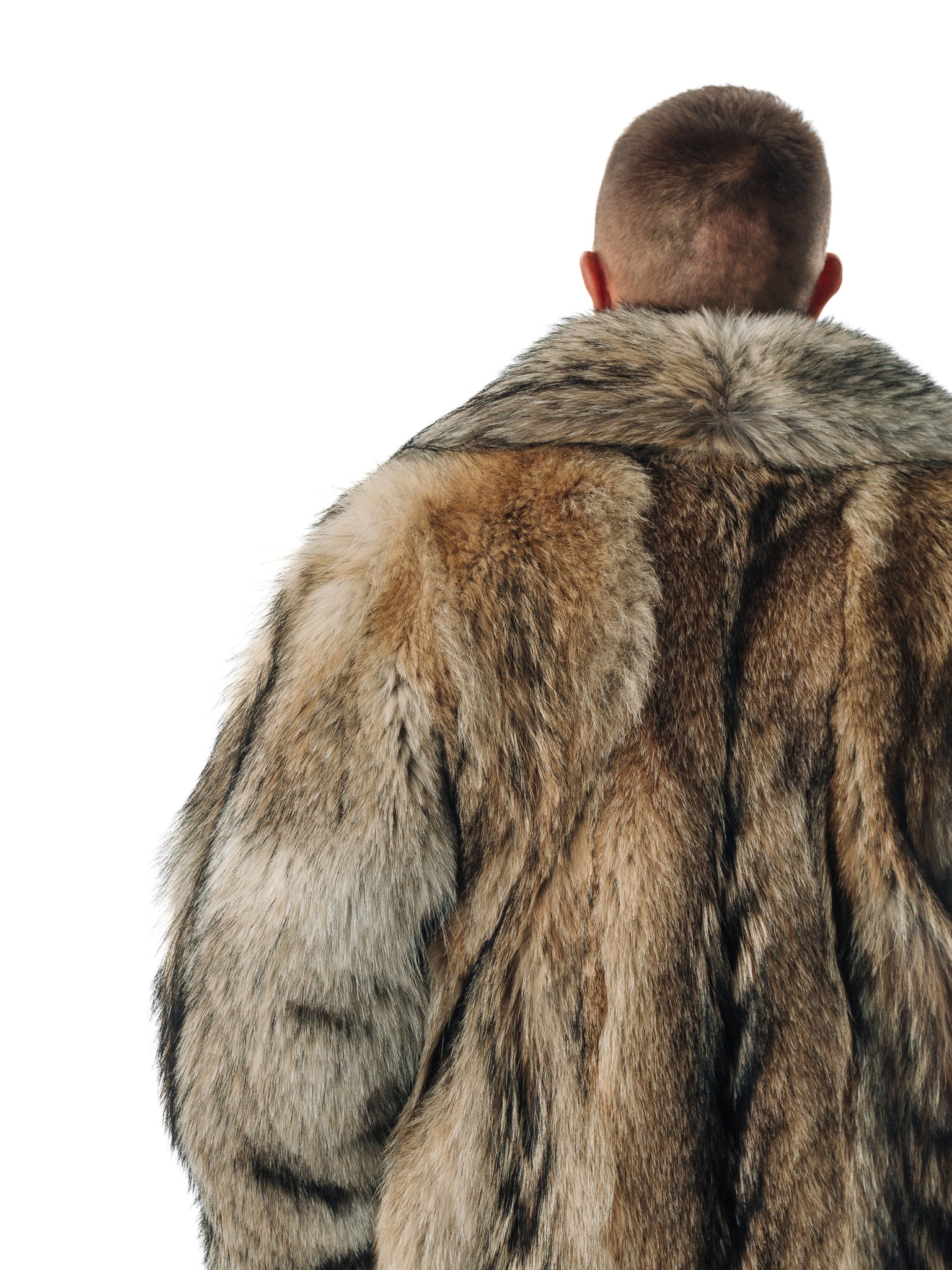 Men's Full-Lengh Coyote Fur Coat - Forestfox – Forestfox Fur Atelier